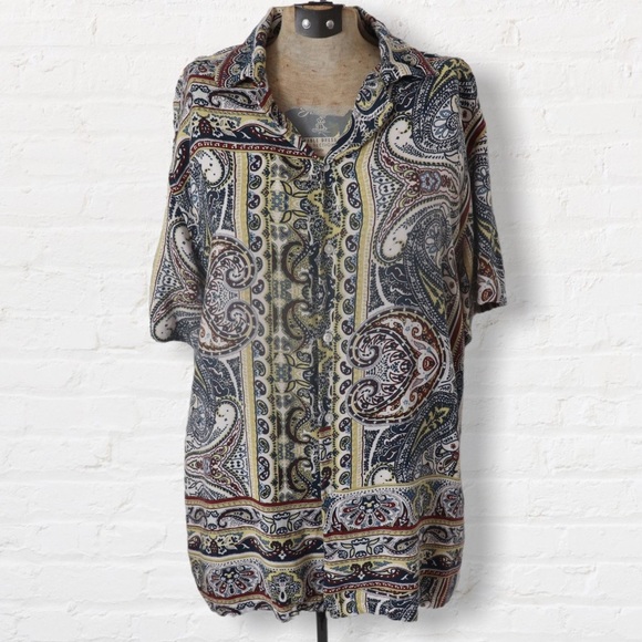 Zara | Tops | Zara Cream Blue Red Paisley Print Collared Button Up ...